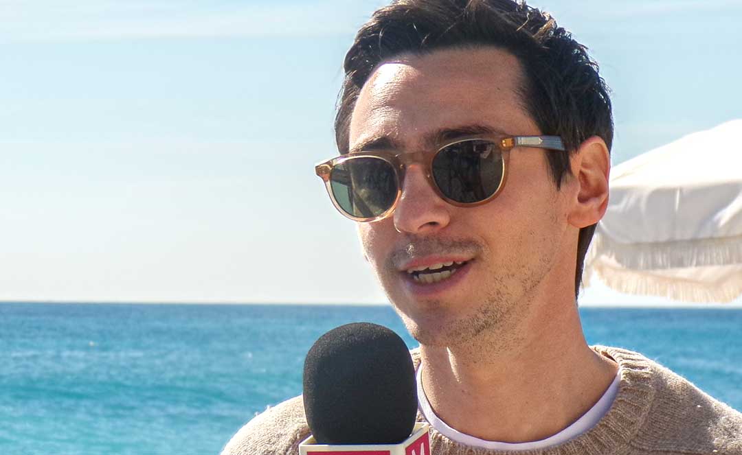 Thomas Marty en interview pour son spectacle "Allez, la bise